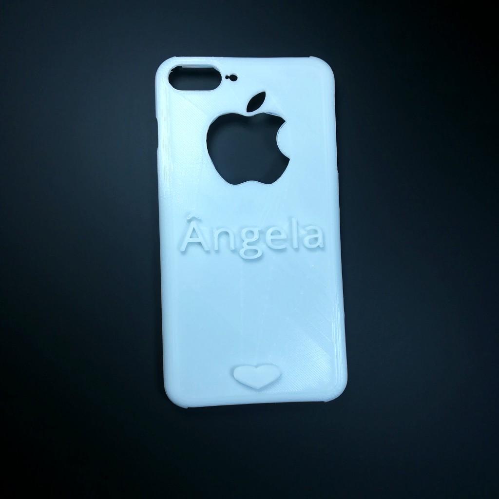 3D Printable Copy of Iphone 7 case with name by Luciano Furlanetto