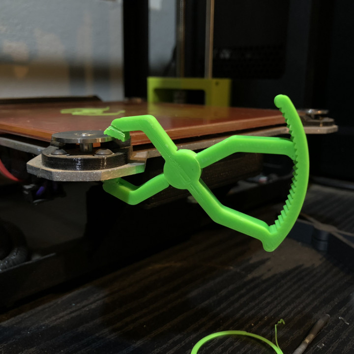 3D Printable Ratchet clamp print-in-place by Luis Carreño