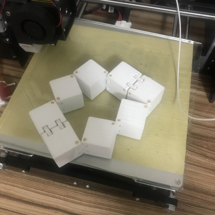 3D Printable fidget cube by abdullah