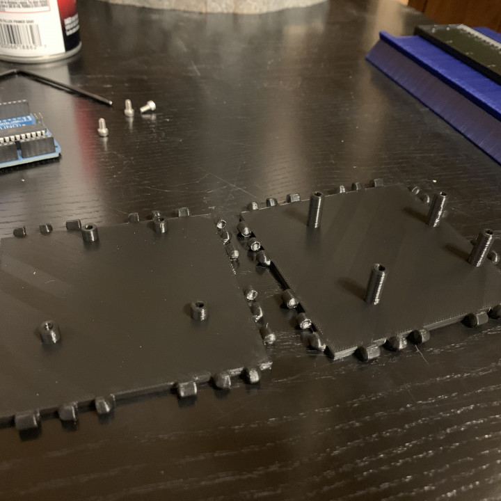 3D Printable Polypanels Arduino Mount by Mike Holczer