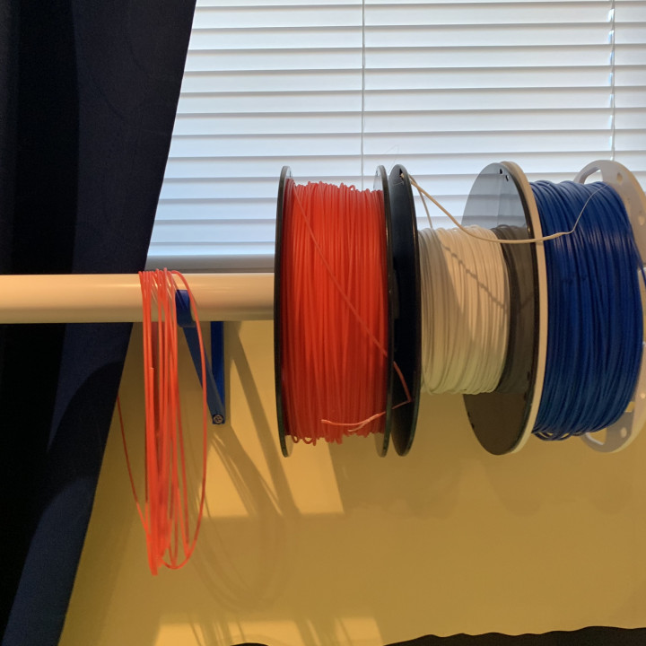 3D Printable filaments Spool wallmount hanger by martin p lamoureux