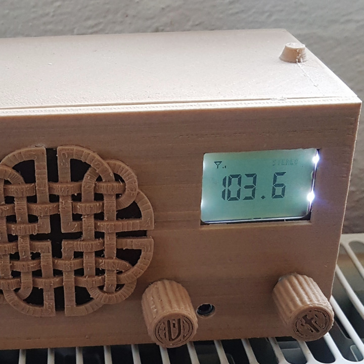 3D Printable fm radio by Harun