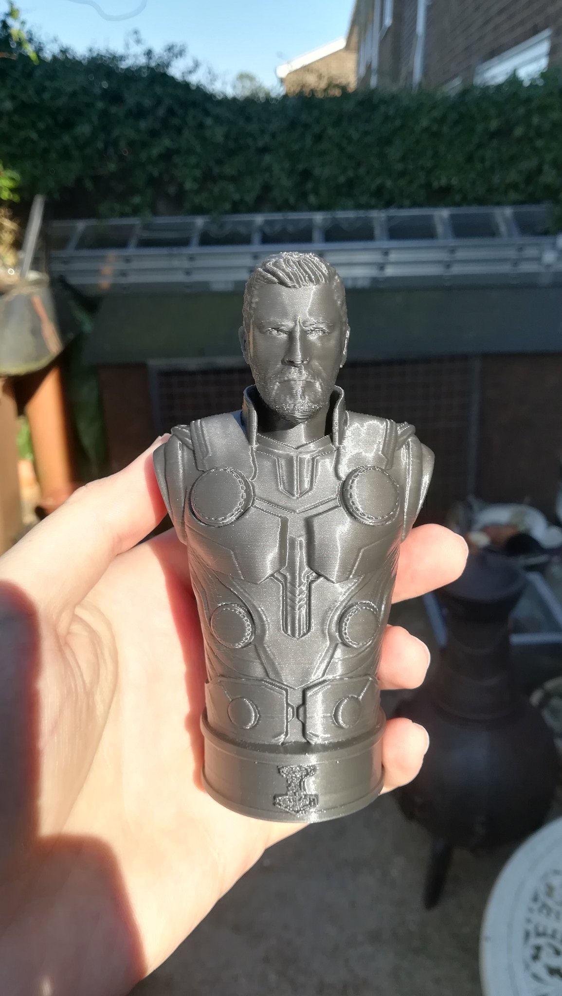 3D Printable Thor - Avengers Infinity wars by Fotis Mint Studios