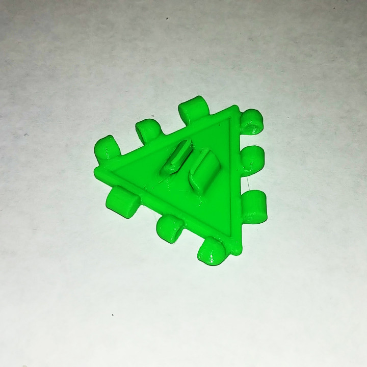 3D Printable Polypanels // Triangle Cable Guide by Rayyan Khan