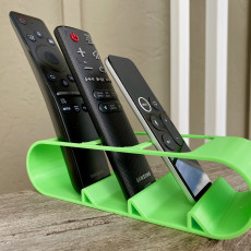 3D Printable Remote stand by Corentin Paquet