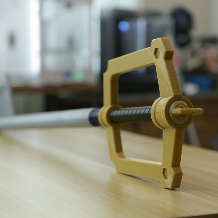 3D Printable Kingdom Key – Yet Another Keyblade by Adafruit Industries