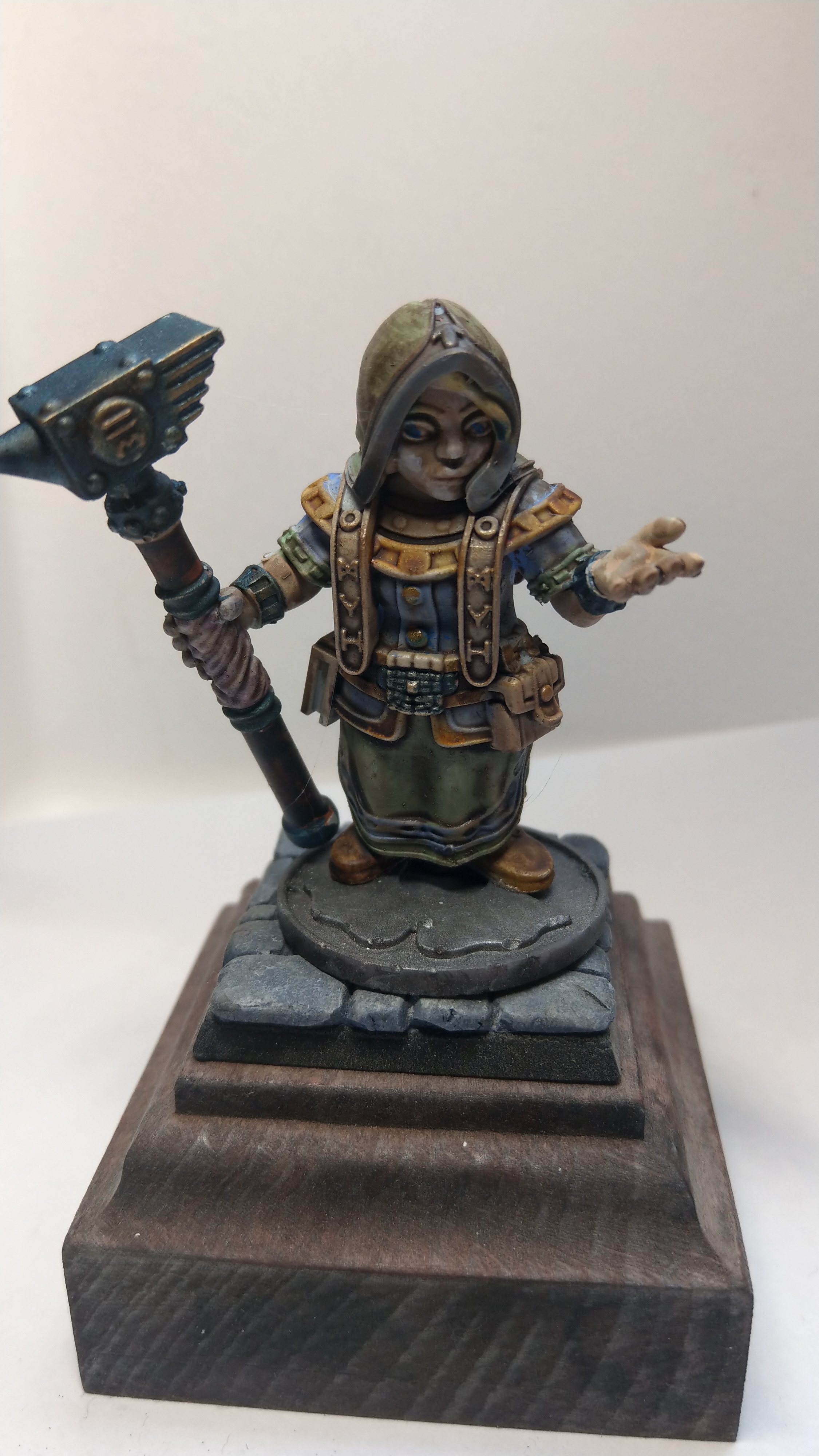 3D Printable Dwarf woman rune mage by Stanislav Kuznetsov
