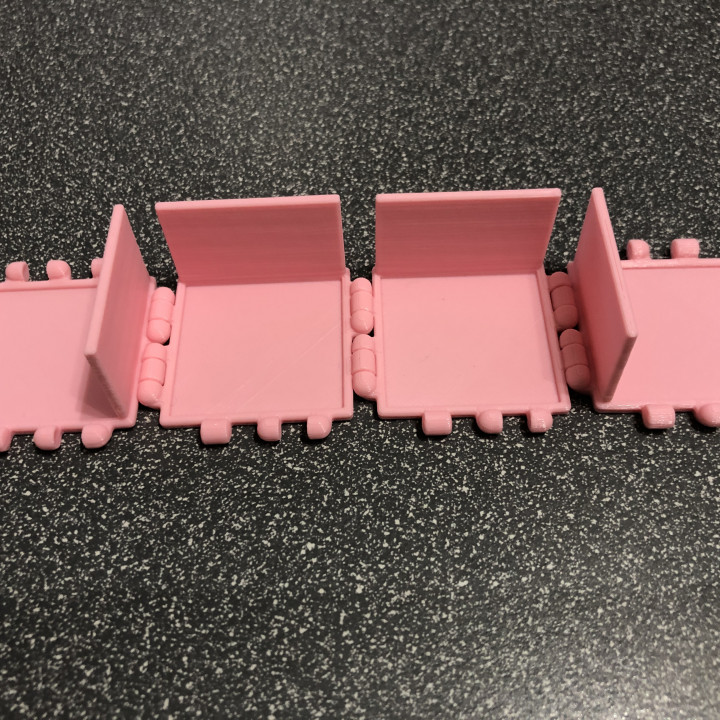 3D Printable Polypanel internal container spacer by Paul Howie