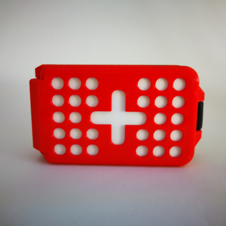 3D Printable UNIVERSAL BOX /MEDIKIT by Kevin Thomas