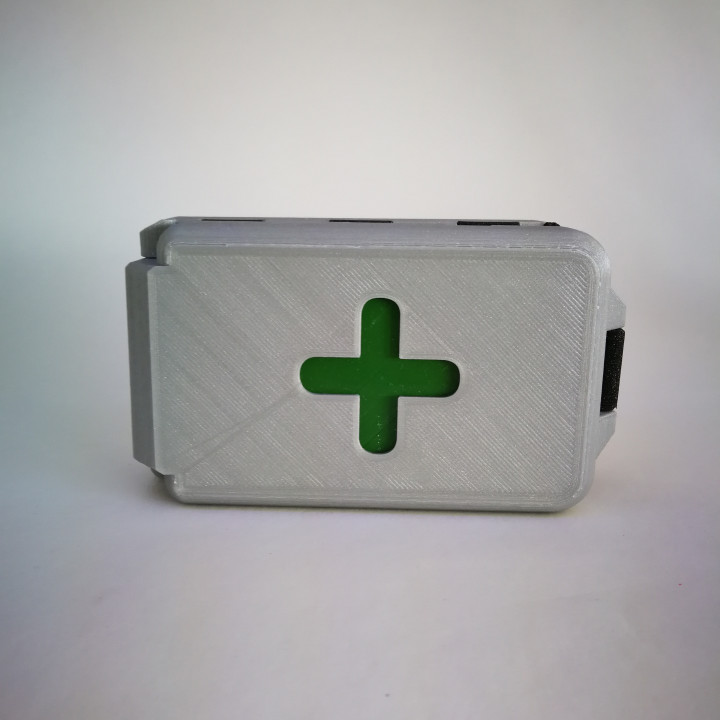 3D Printable UNIVERSAL BOX /MEDIKIT by Kevin Thomas