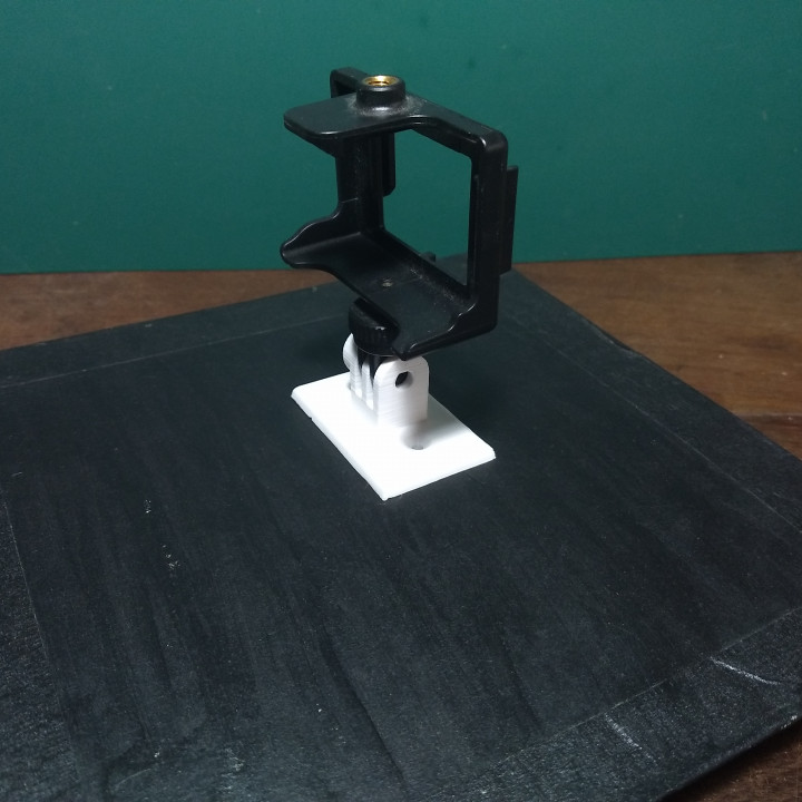 3D Printable GoPro Wall Mount by Lucas Rojas