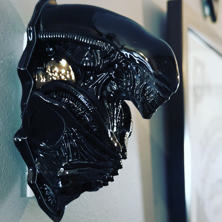 3D Print of Xenomorph Bust Wall Mount by iFigur3D