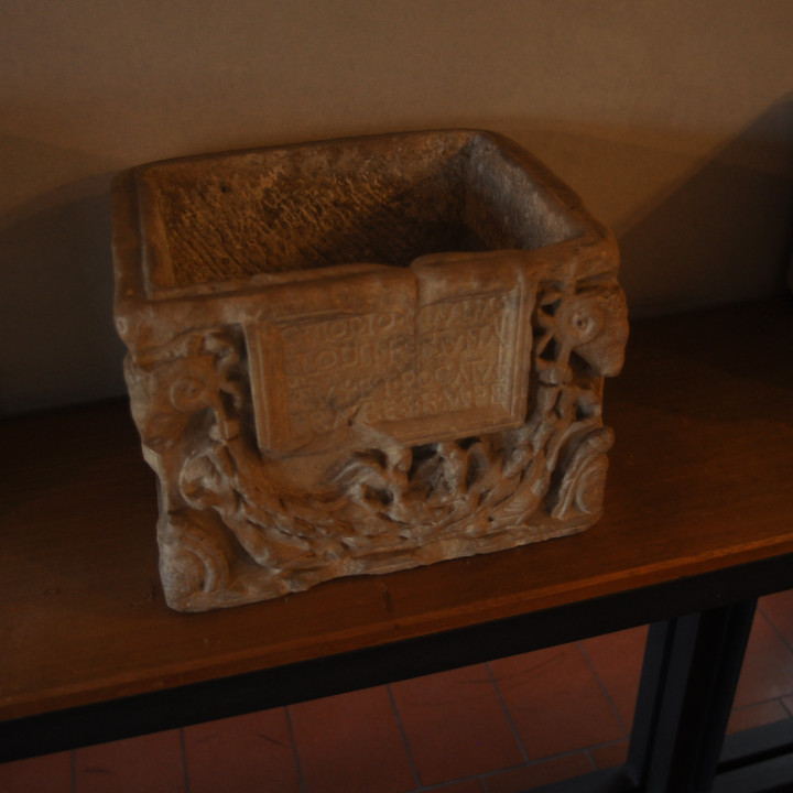3D Printable Funerary Urn by Scan The World