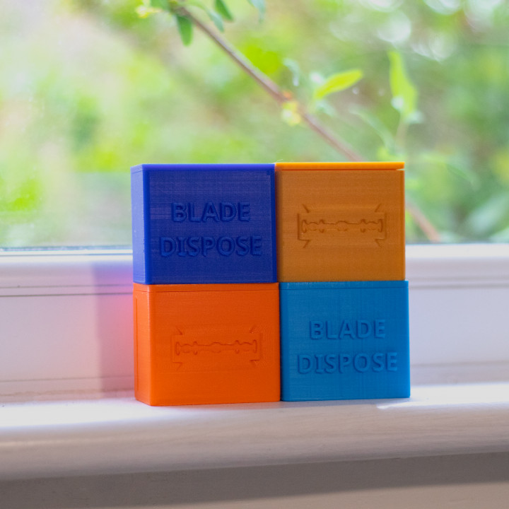 3D Printable Razor Blade Dispose Box by Johnny Chan