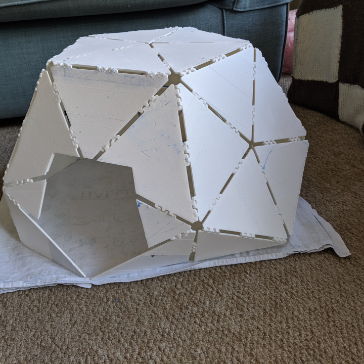 3D Printable PolyPanels cat house by ryan