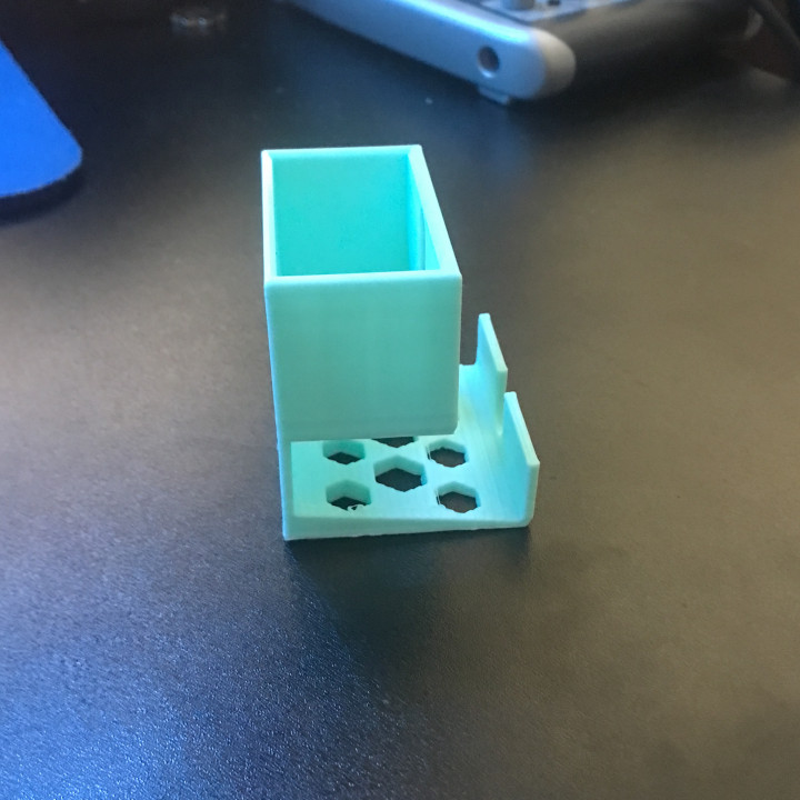 3D Printable (SHORT) 9 Volt Battery Dispenser/Holder by Wyatt Bowie
