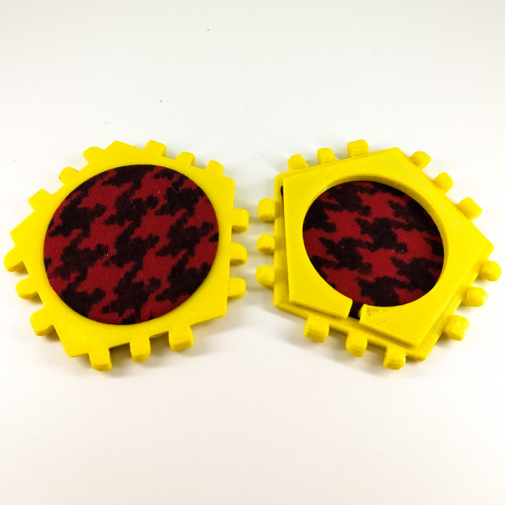 3D Printable Polypanels Pentagon for textiles by Mirco Rottermaier