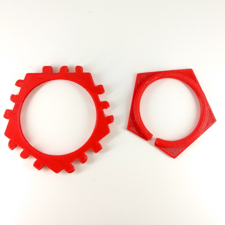 3D Printable Polypanels Pentagon for textiles by Mirco Rottermaier