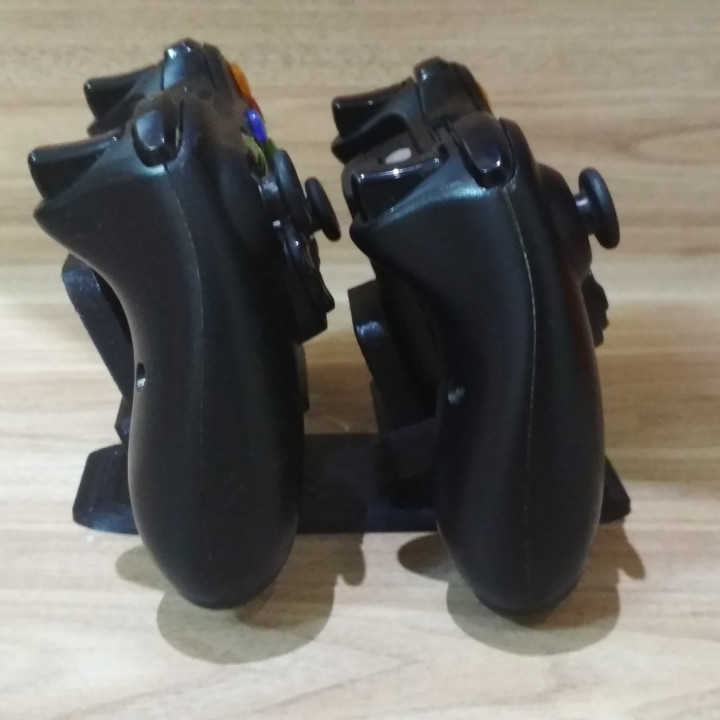 3D Printable xbox 360 joystick stand by ArsGramm