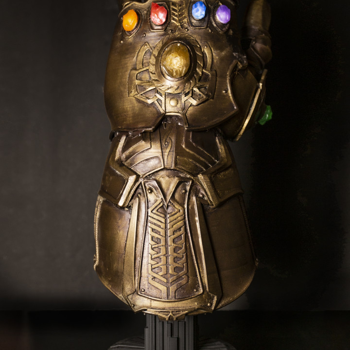 3D Printable Base for Infinity Gauntlet by Jacob Amundsen