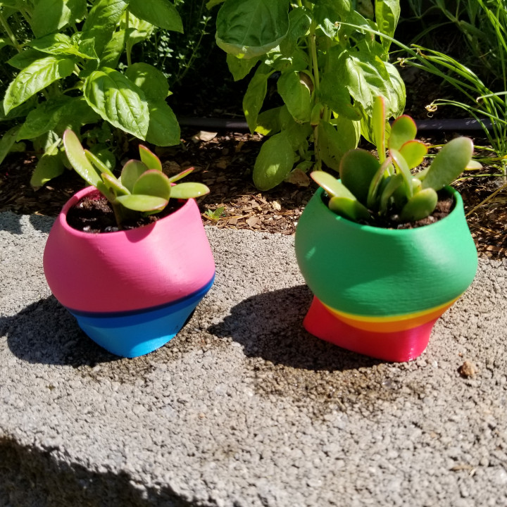 3D Printable Lumpy Vase by Joel Bonasera