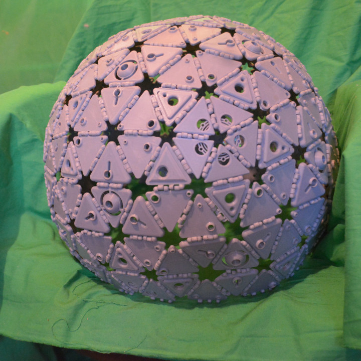 3D Printable Geodesic Sphere from special PolyPanels by Michael Honsinger