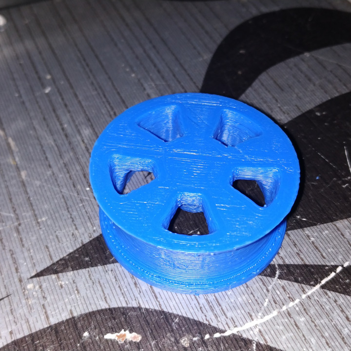 3D Printable Simple Wheel by Bruno Henrique Dos Santos