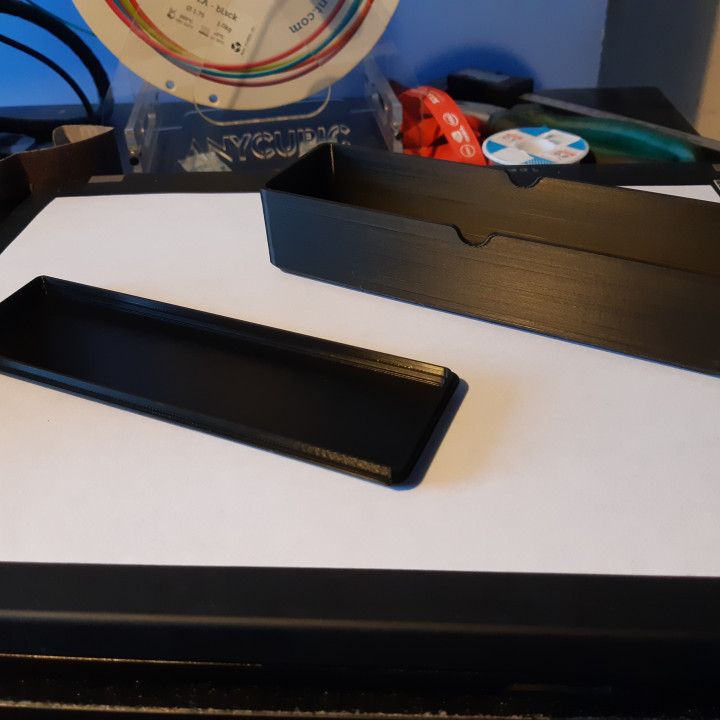 3D Printable small parts storage case by Florin Lucian Catalin Dumitrescu