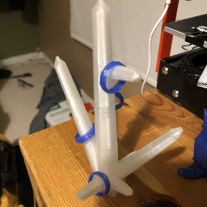 3D Printable Crystal Ringholder by Thomas Byrne