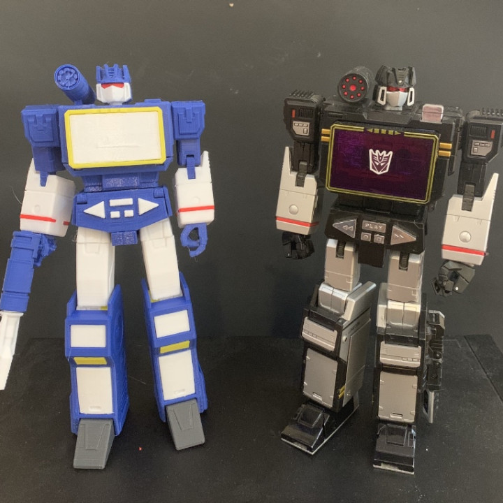 3D Printable G1 soundwave by Yeung Tim