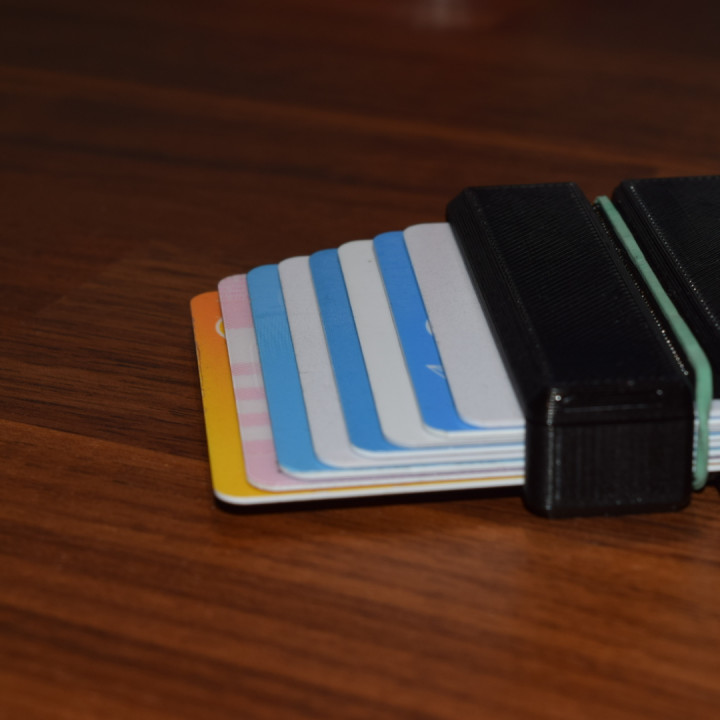 3D Printable Smart - Card Holder by Daniel Andersson