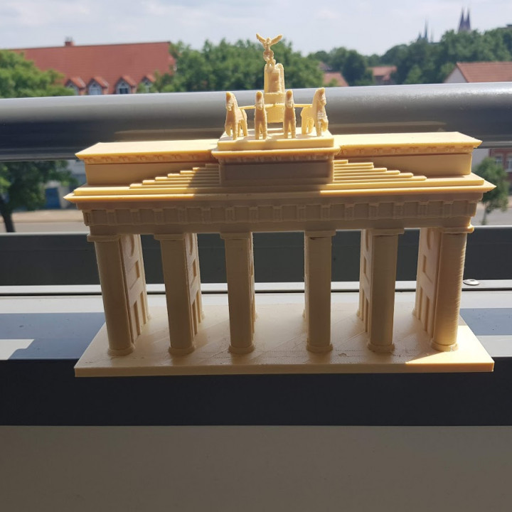 3D Printable Brandenburger Gate Box by Steffen
