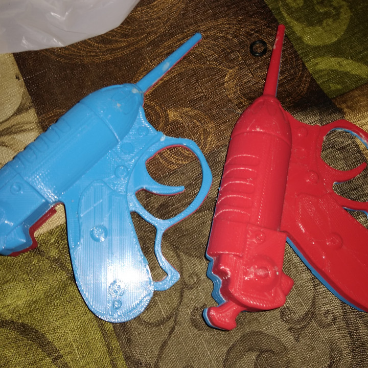 3D Printable Men In Black (MIB) - Noisy Cricket (no supports) by SHOLM ...