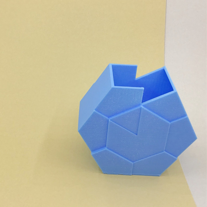 3D Printable Hexagonal Vase by Matt Stokes