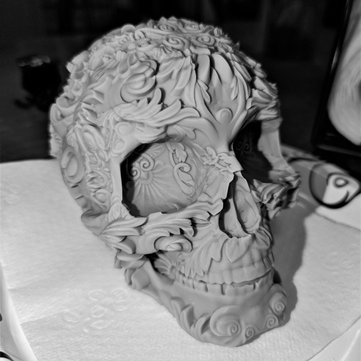 3D Print of Fancy Skull 2 - HIGH RES - NO SUPPORTS by markgonsowski