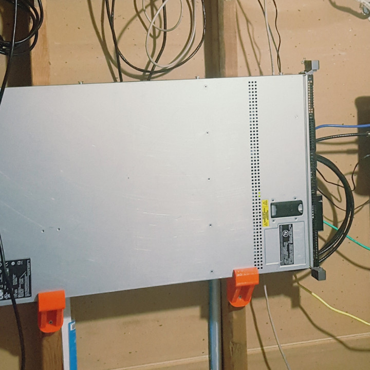 3D Printable 1U Rack Mountable Server Side Mount by Michael Keyser