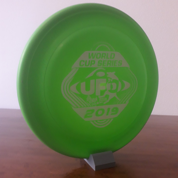 3D Printable DiscDogDiscStand_v1.0 by Alessandro Preti