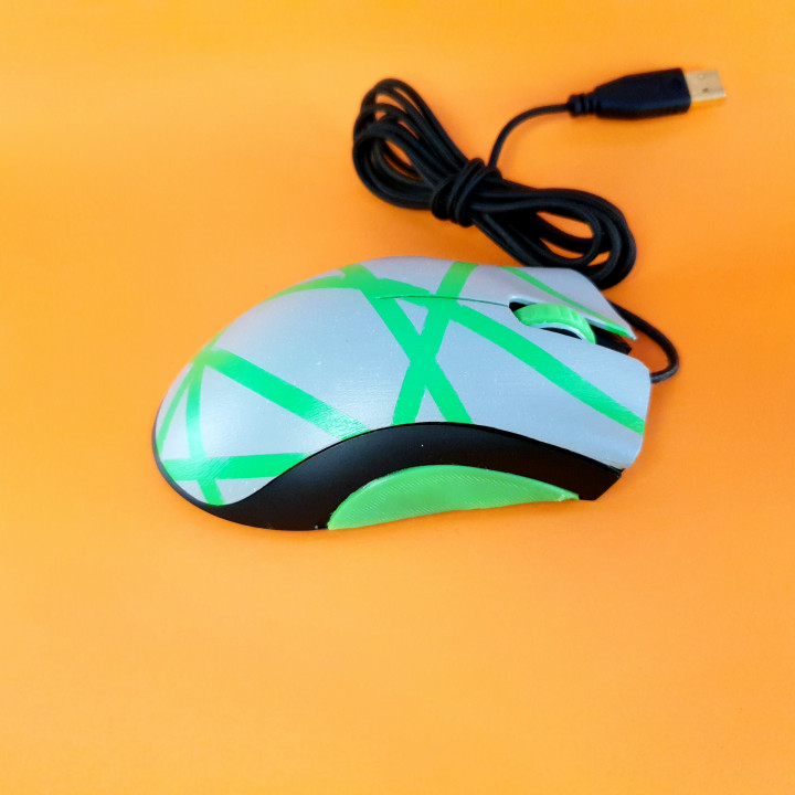 3D Printable Razer DeathAdder Replacement Grips by Brodie Fairhall