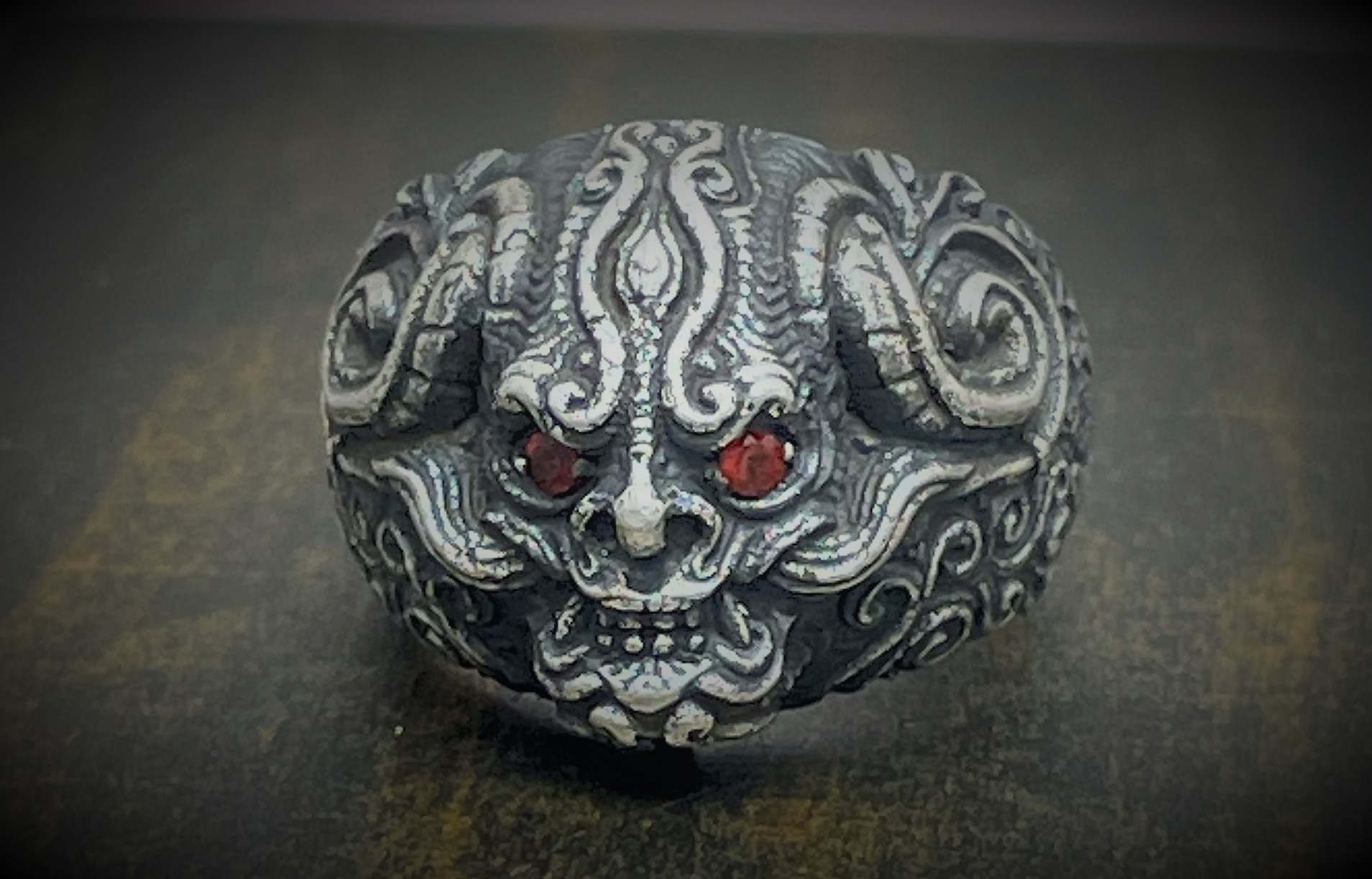 3D Printable Oni Ring by Zane Rogers