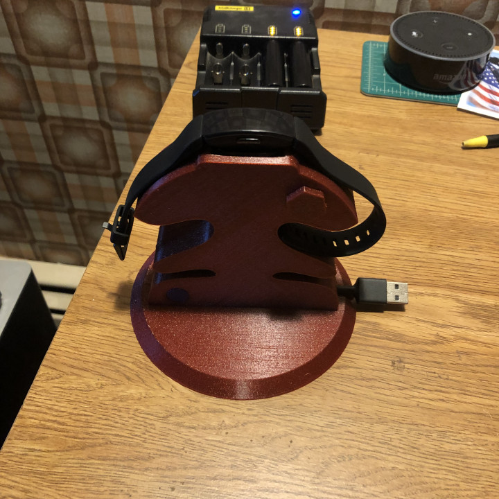 3D Printable FitBit Inspire HR charging stand by Jake Kleiner