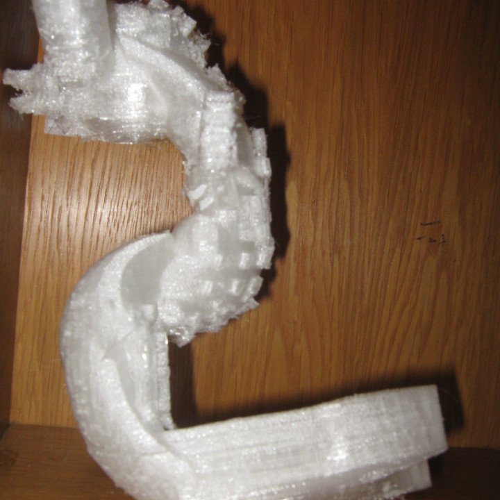 3D Printable Ceadus monster hunter by Skrel