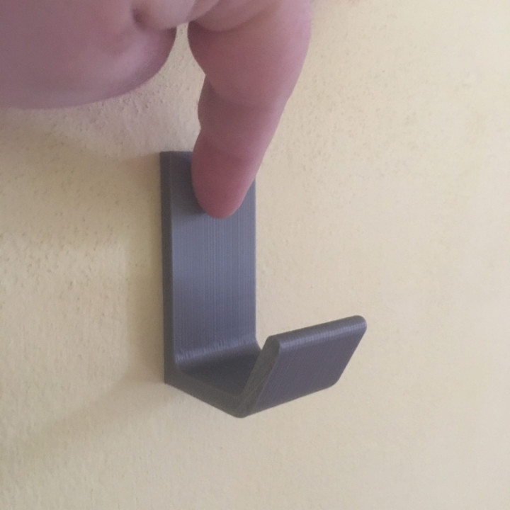 3D Printable Hooks for tool room by Miroslav Vybíral