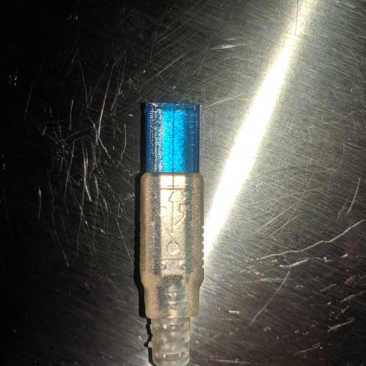 3D Printable Flexible USB Sleeves by Brandon Beller