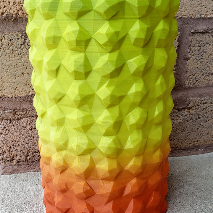 3D Printable Tall Low Poly Tube by Jordon
