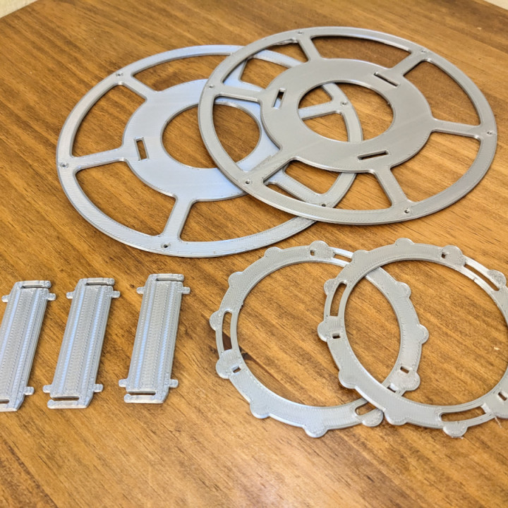 3D Printable Snap-Together "Master Spool" for Loose Filament (eSun ...