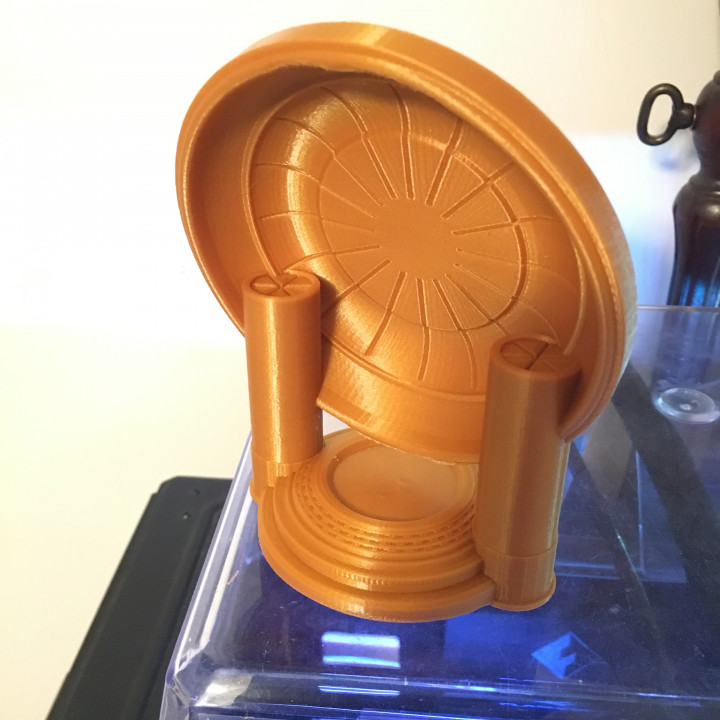 3D Printable Clay Target Trophy by Matthew Gray