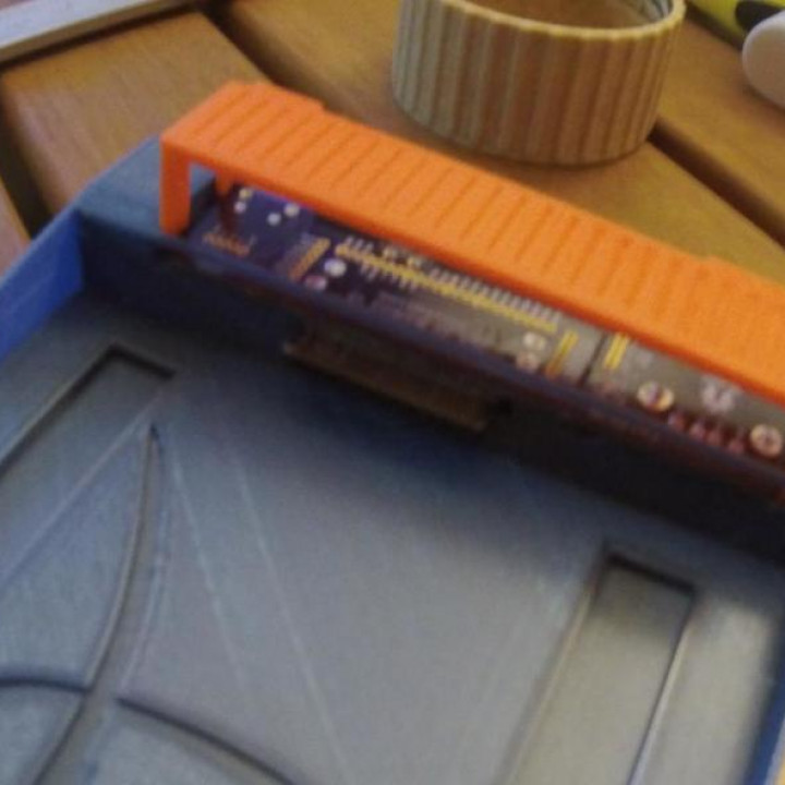 3D Printable Zipit Z2 Laptopdock by buZz