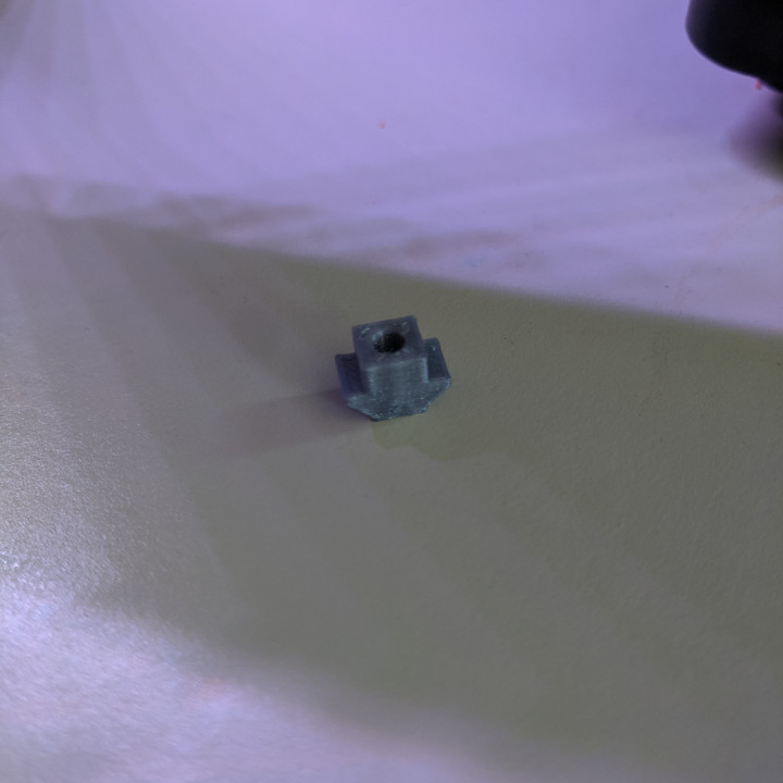 3D Printable M5 Fitting with M3 Threads by Brandon Beller