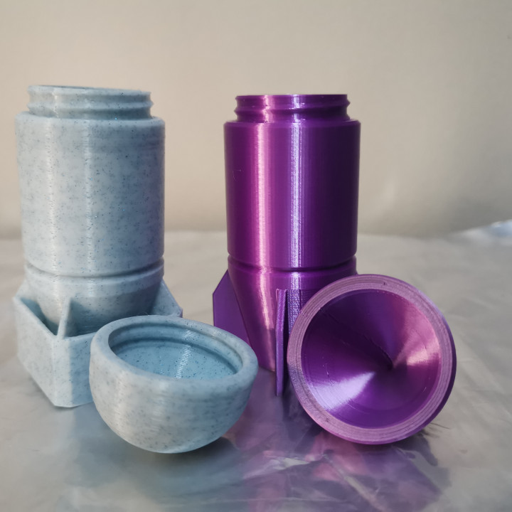 3D Printable Screw Top Bomb and Rocket Containers by Jason Suter