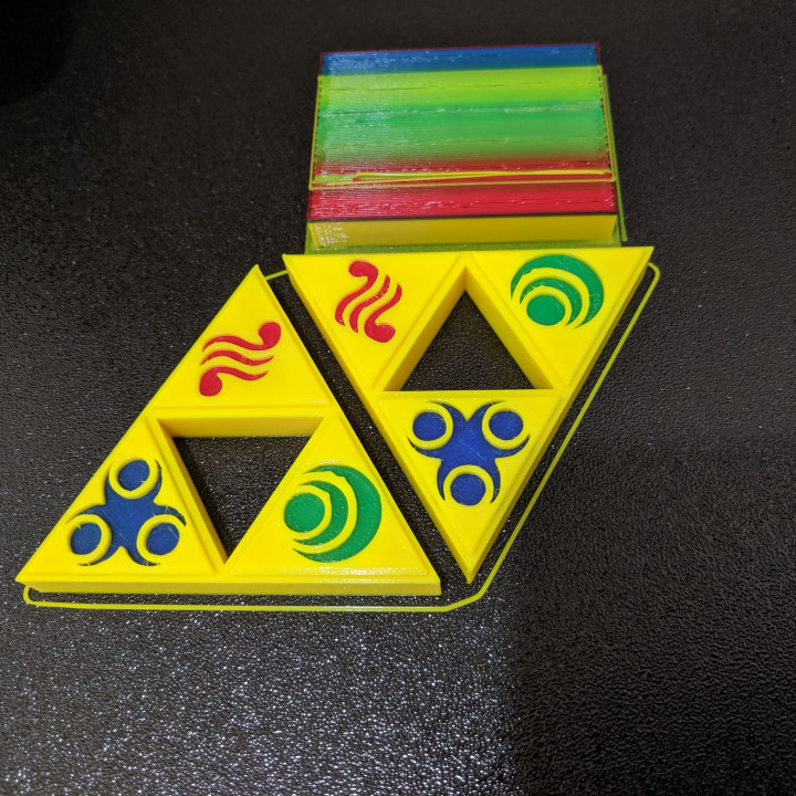 3D Printable Triforce - Attack of the Multimaterial by Ellswor